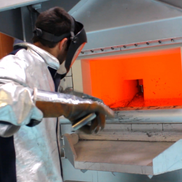 Pyrotek Inc. Aluminium-Foundry-Smelter-Casthouse-Flat Glass-Container ...